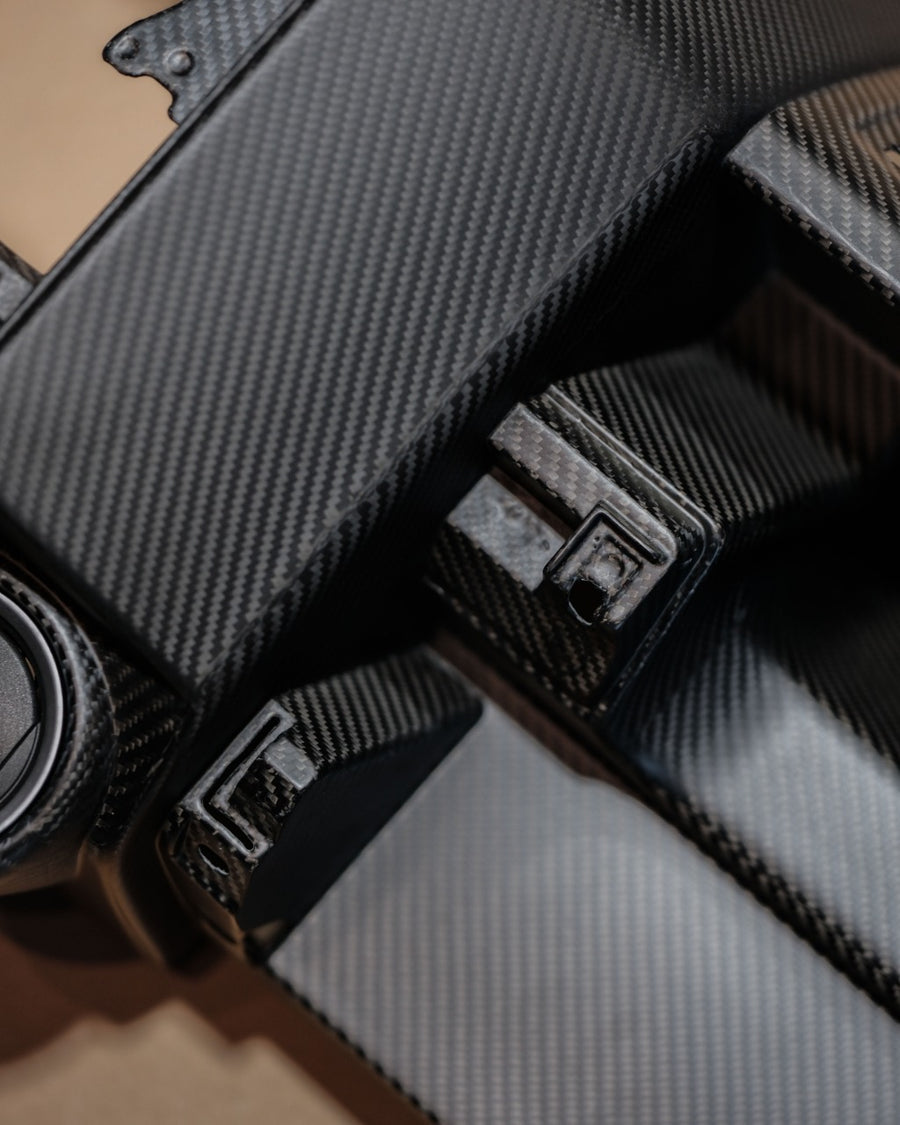 DEFENDER DRY CARBON PUMA DASHBOARD – ROHMY AUSTRALIA